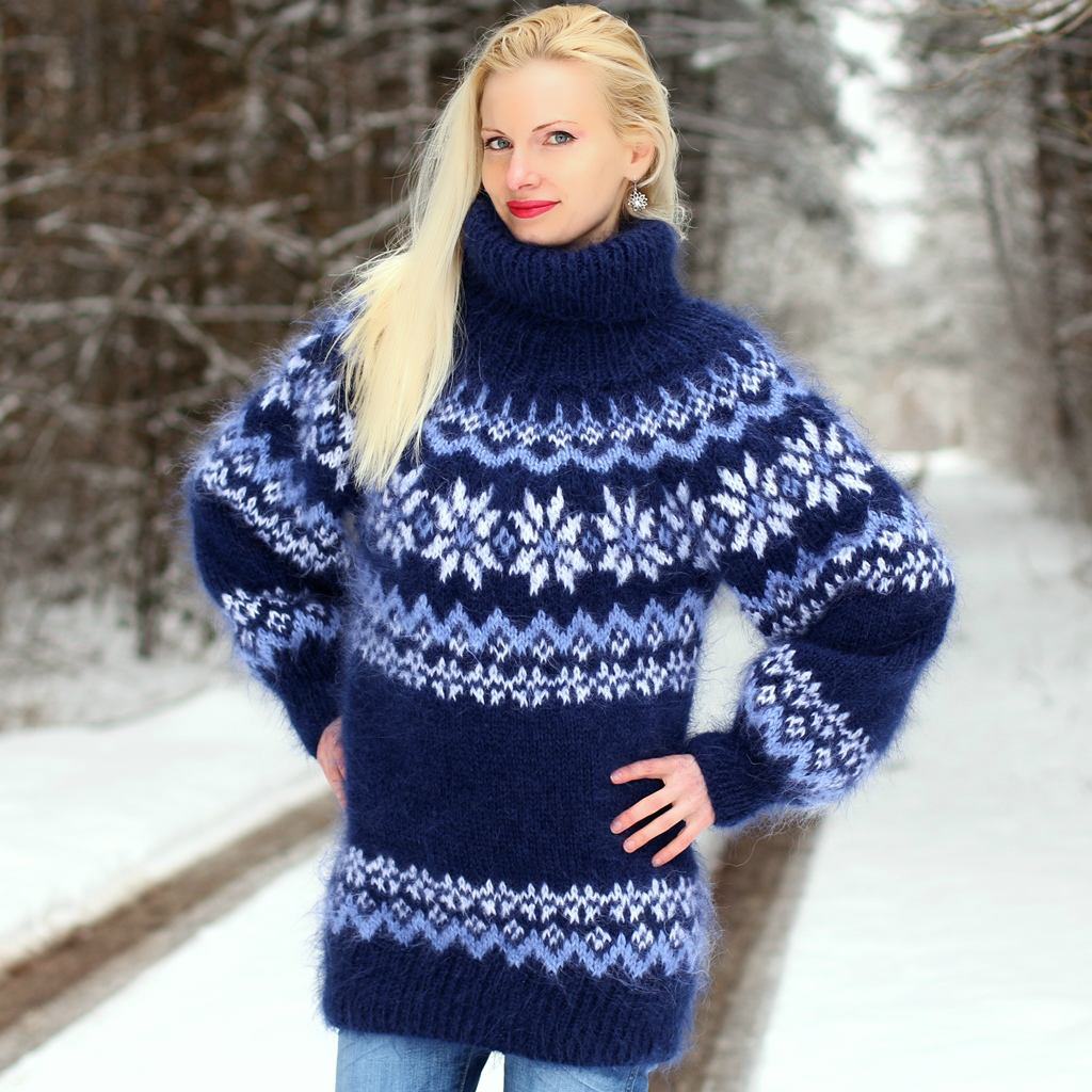 Hand knitted Icelandic mohair sweater in deep blue
