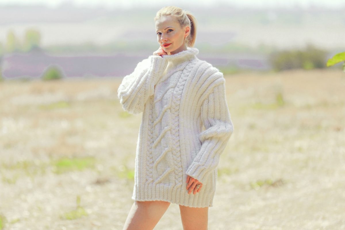 White thick handmade wool sweater – SuperTanya